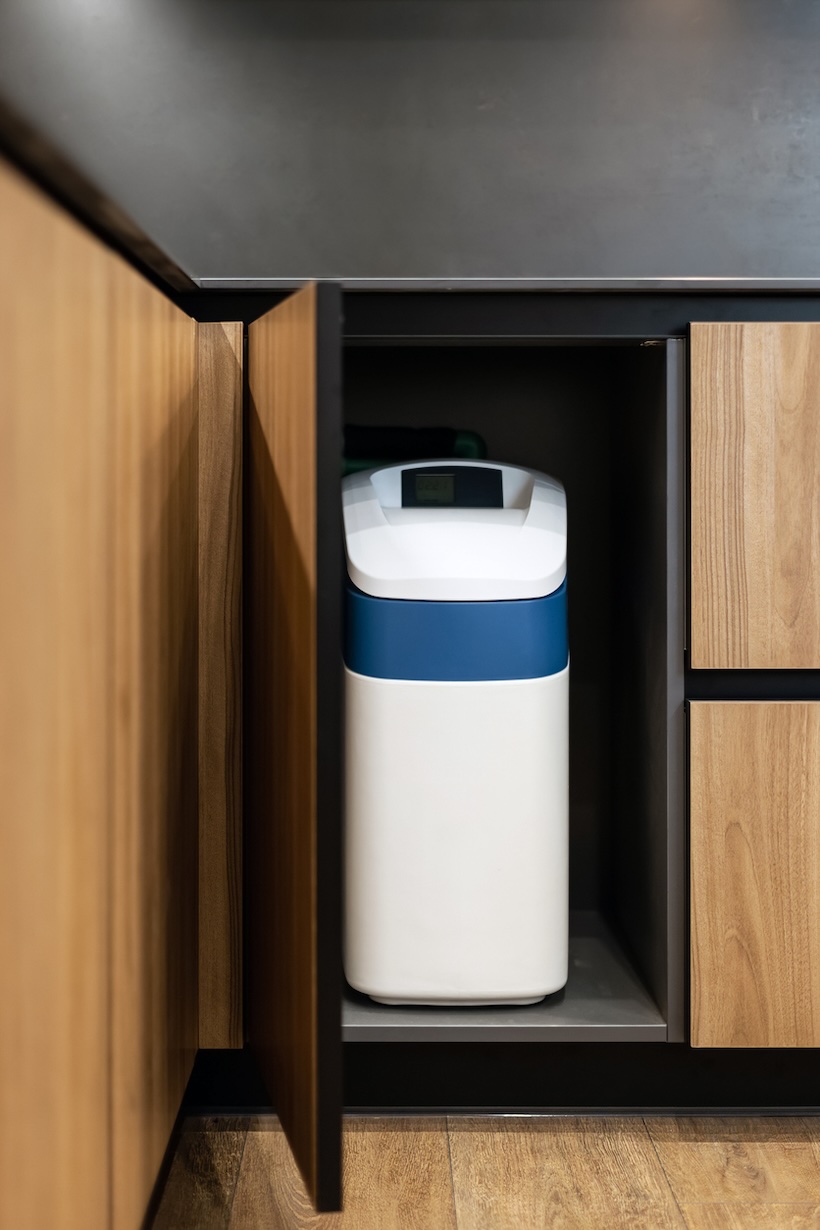 Waterontharder in Kast of Keukenkast plaatsen? Tips & Advies